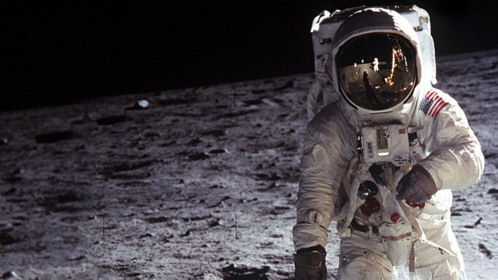 Film - Apollo: Missions to the Moon - Into Film