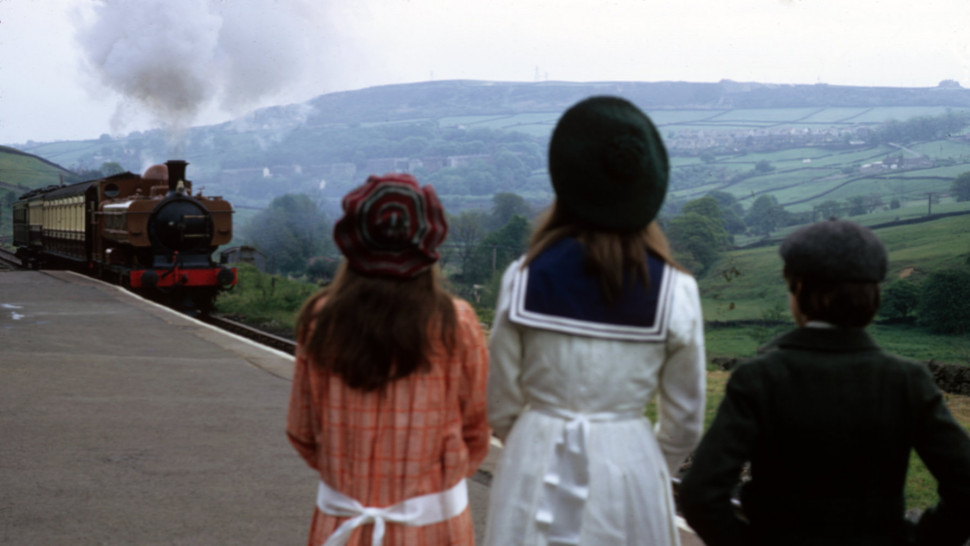 Film - The Railway Children - Into Film